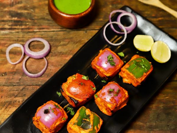 The Central Kitchen, order North Indian, Mughlai, Chinese cuisines ...